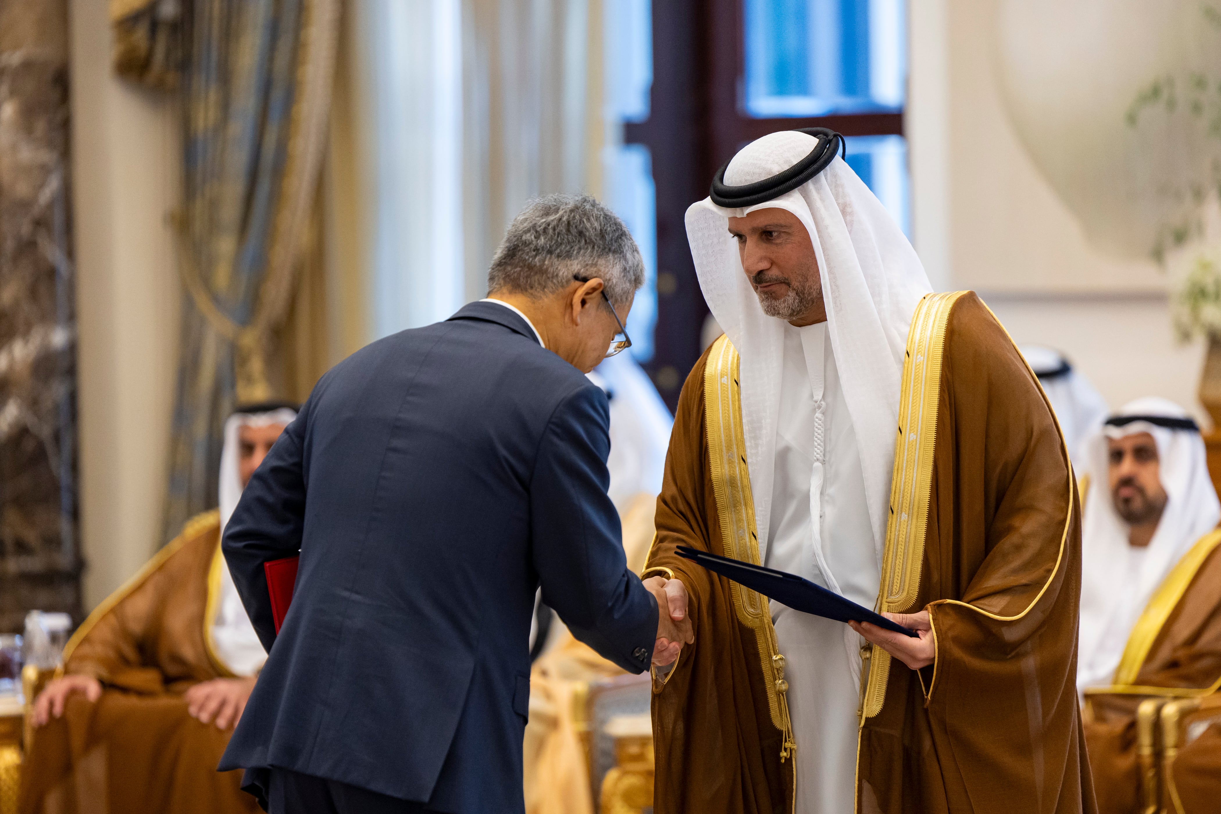 President Sheikh Mohamed secures key deals with South Korean President ...