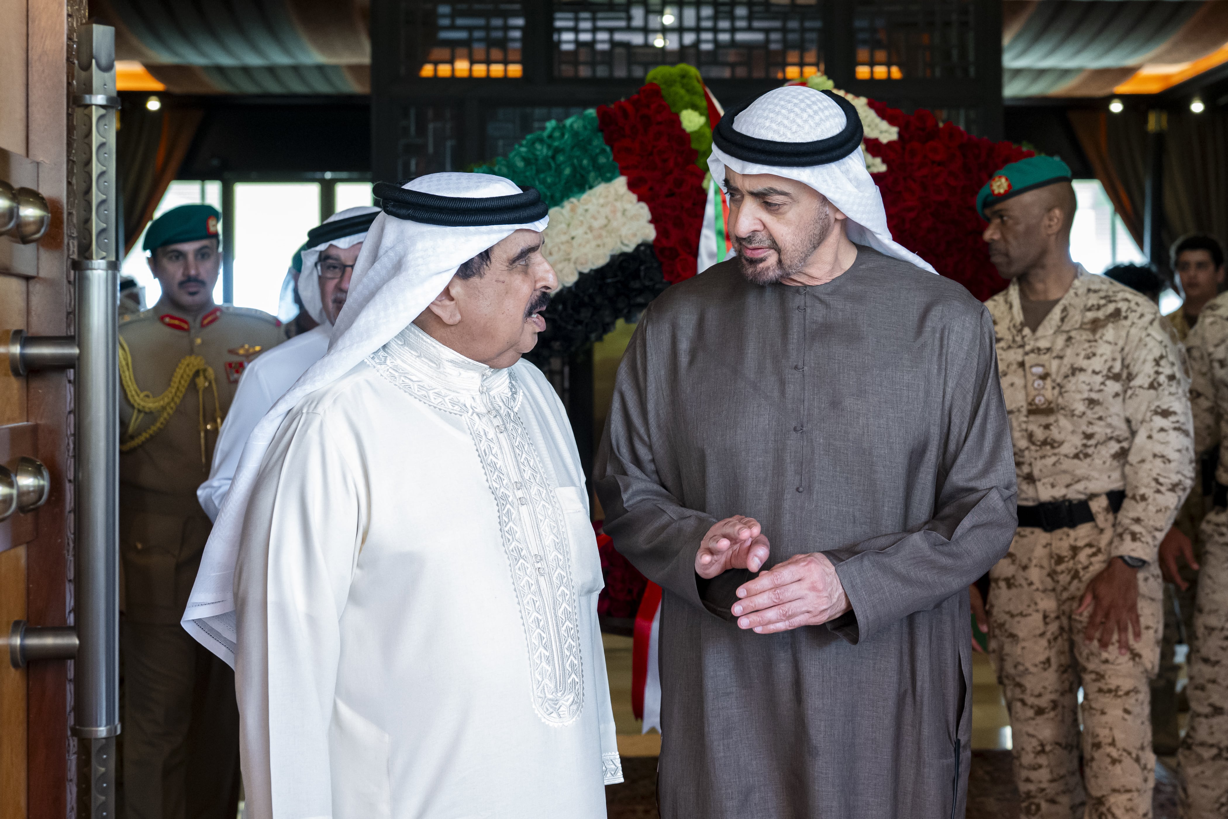 President Sheikh Mohamed discusses Iran war with King of Bahrain | The ...