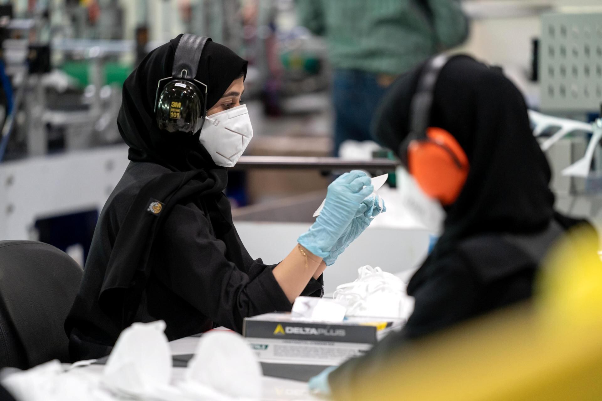 Mubadala's Strata in talks to make global jet-engine parts for first ...