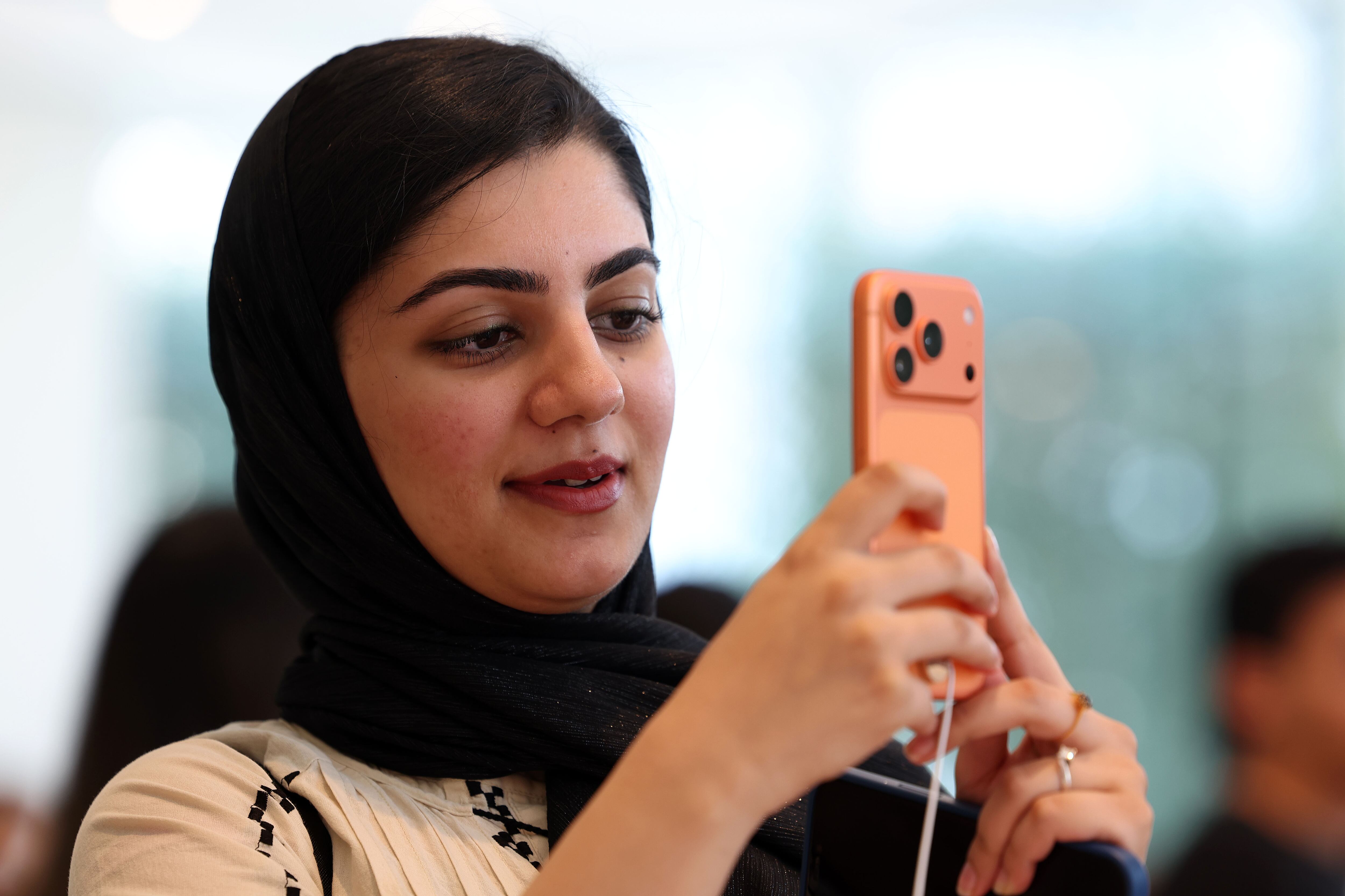 iPhone 17 and Air launch in the UAE: Apple fans queue for flagship ...