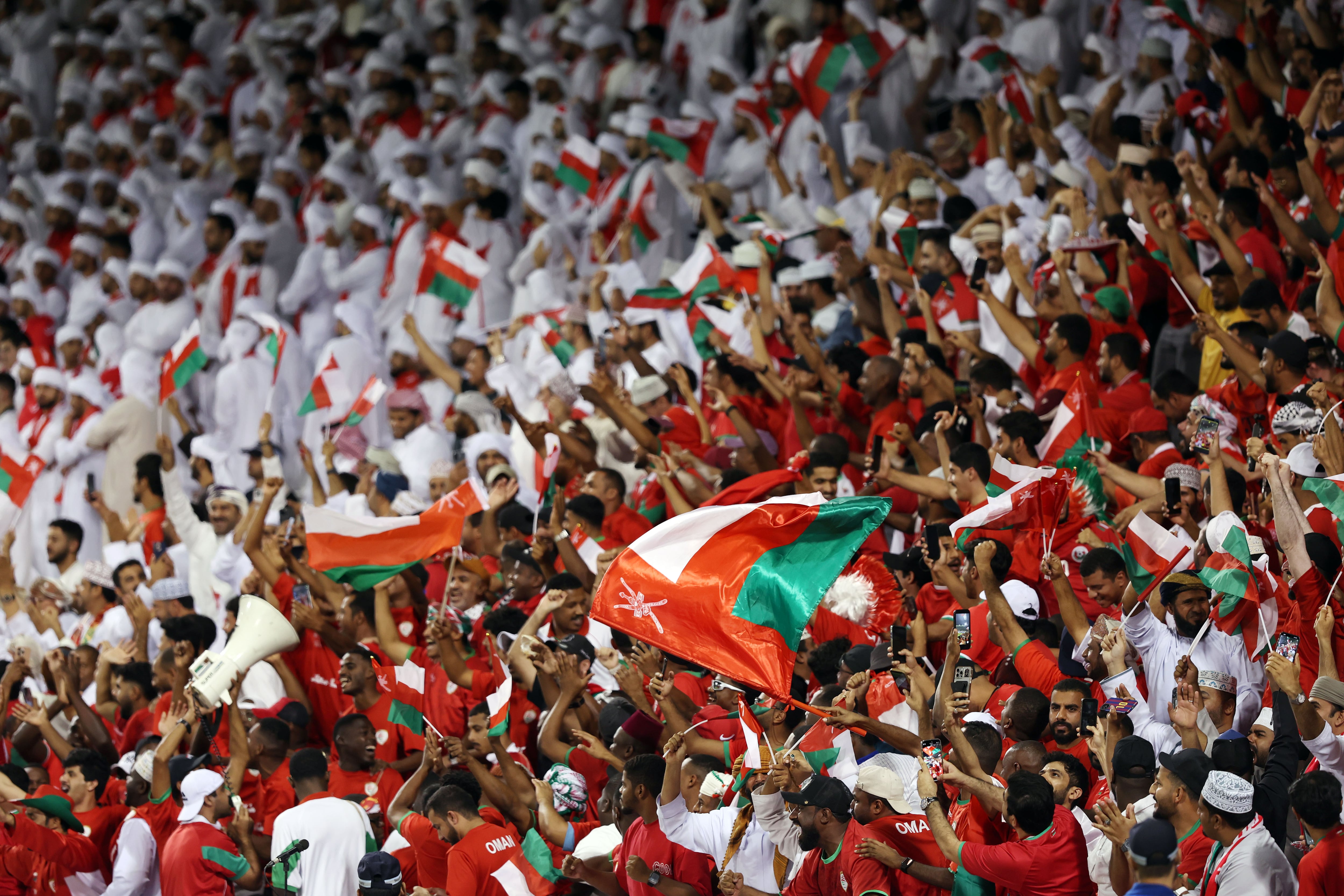 Khalid Essa and UAE’s sensational support combine to set date with ...