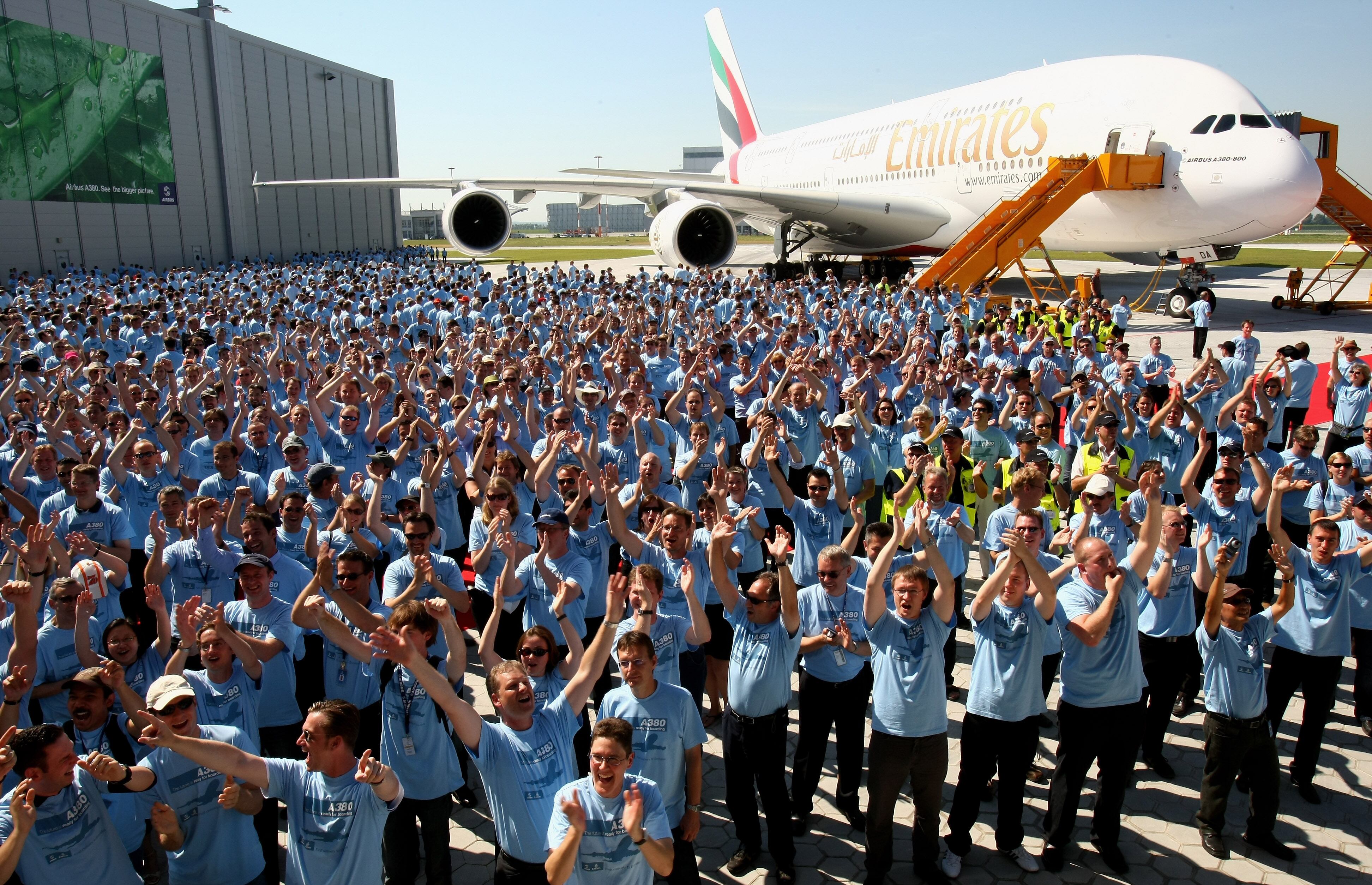 How Emirates took flight for the first time to begin 40 years of ...