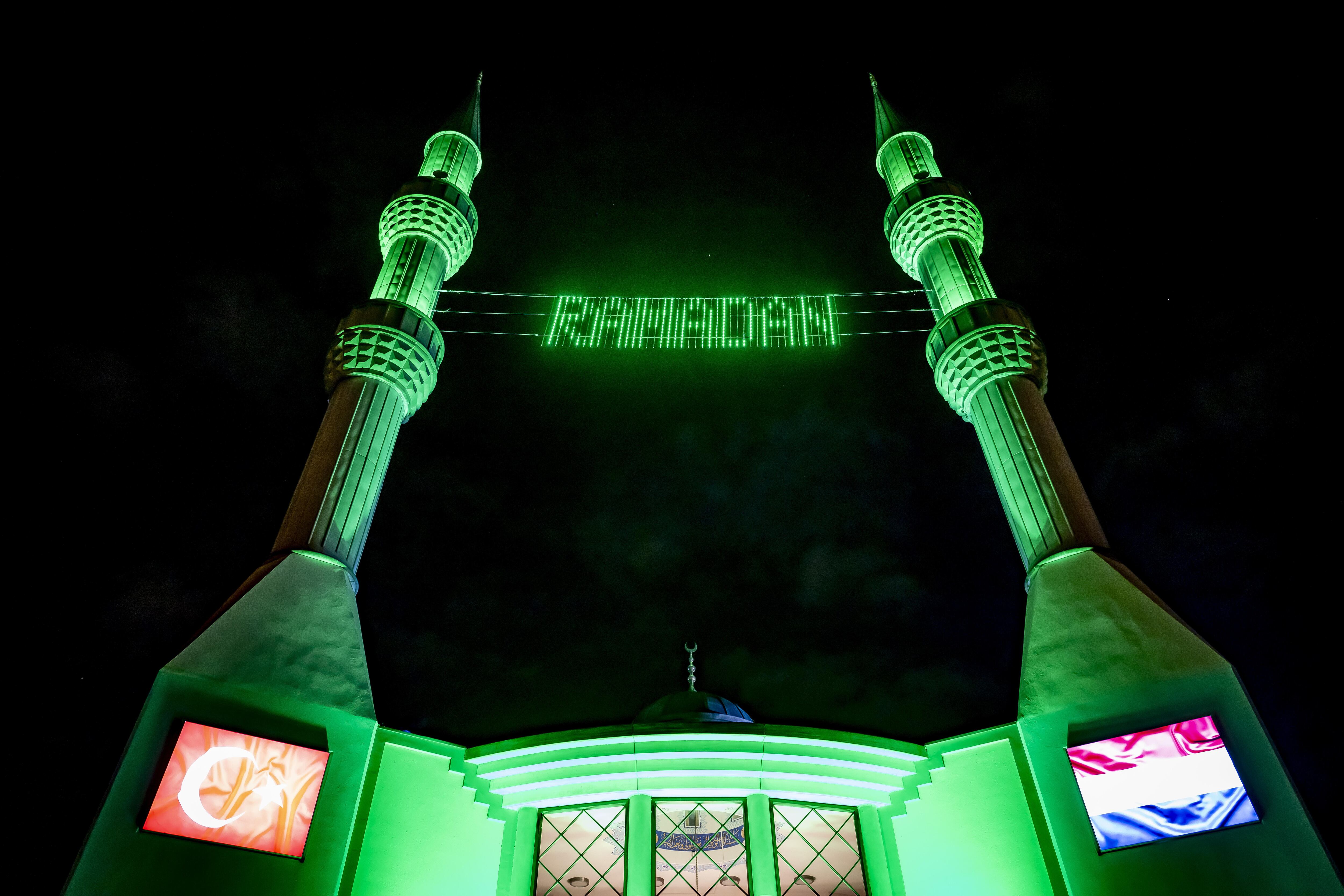 Ramadan 2025: UAE prayer timetable and daily iftar time | The National