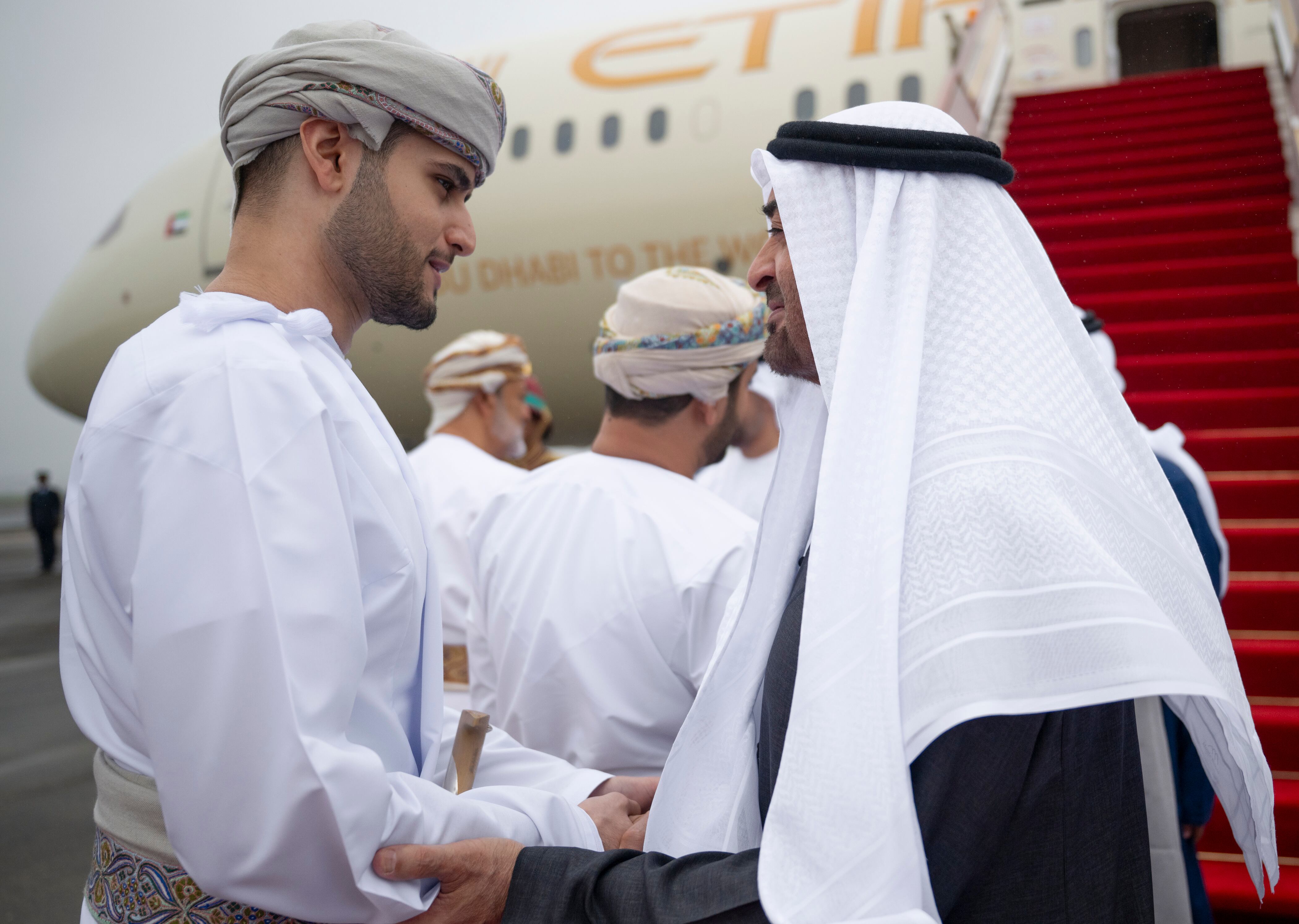 President Sheikh Mohamed meets Sultan of Oman in Salalah | The National