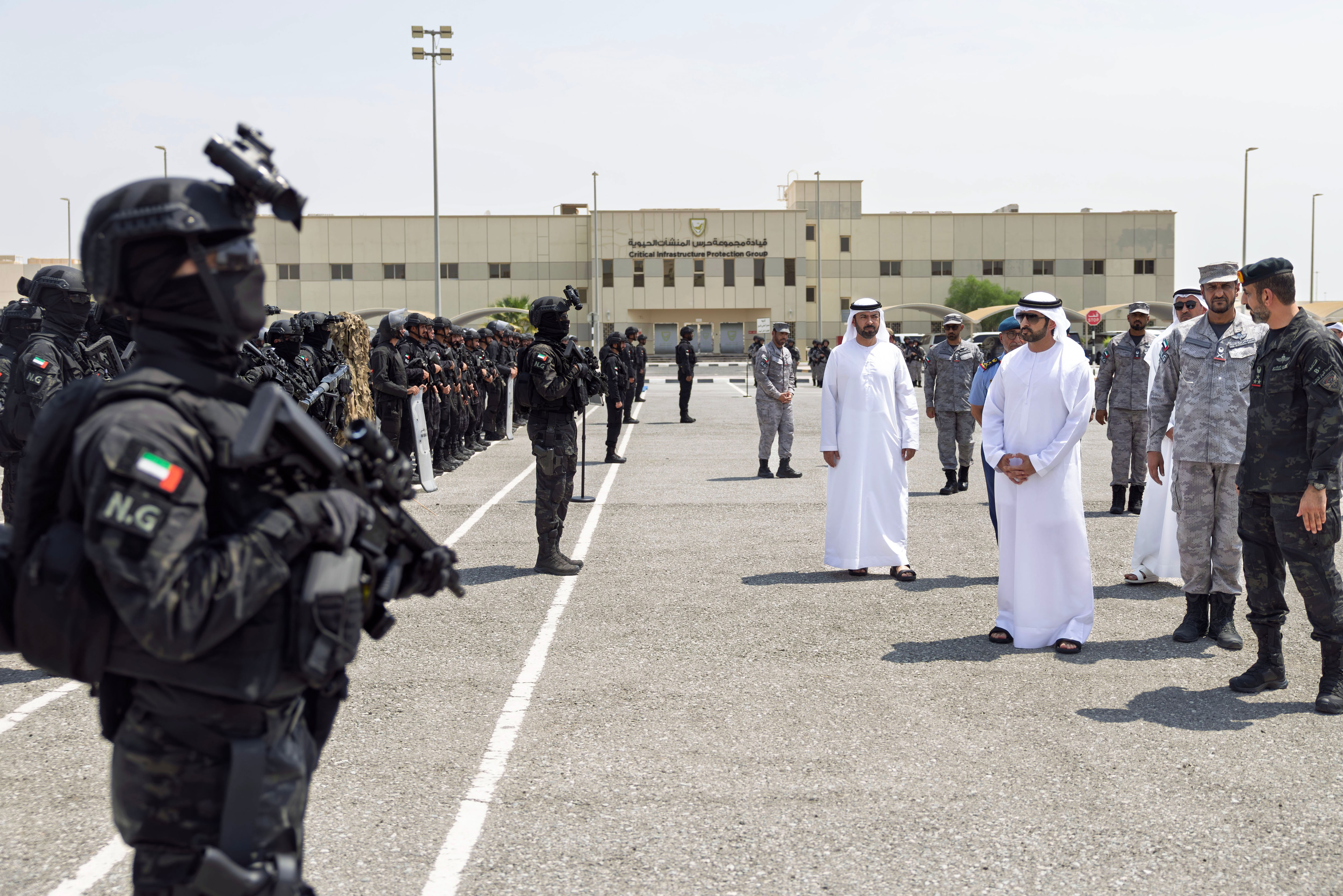 Sheikh Hamdan commends UAE Armed Forces on visit to National Guard ...