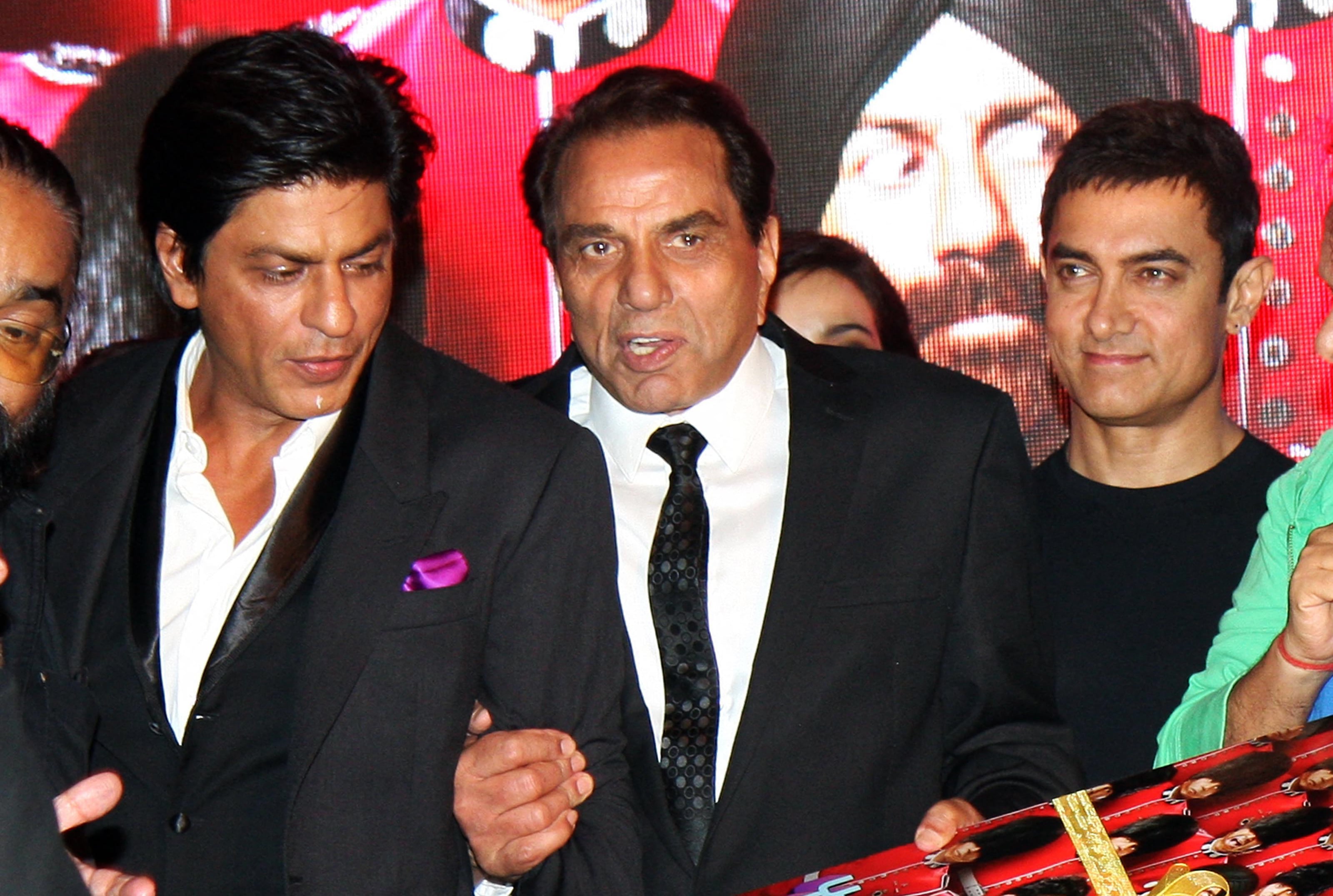 Bollywood star Dharmendra, a legend of Indian cinema, dies aged 89 ...