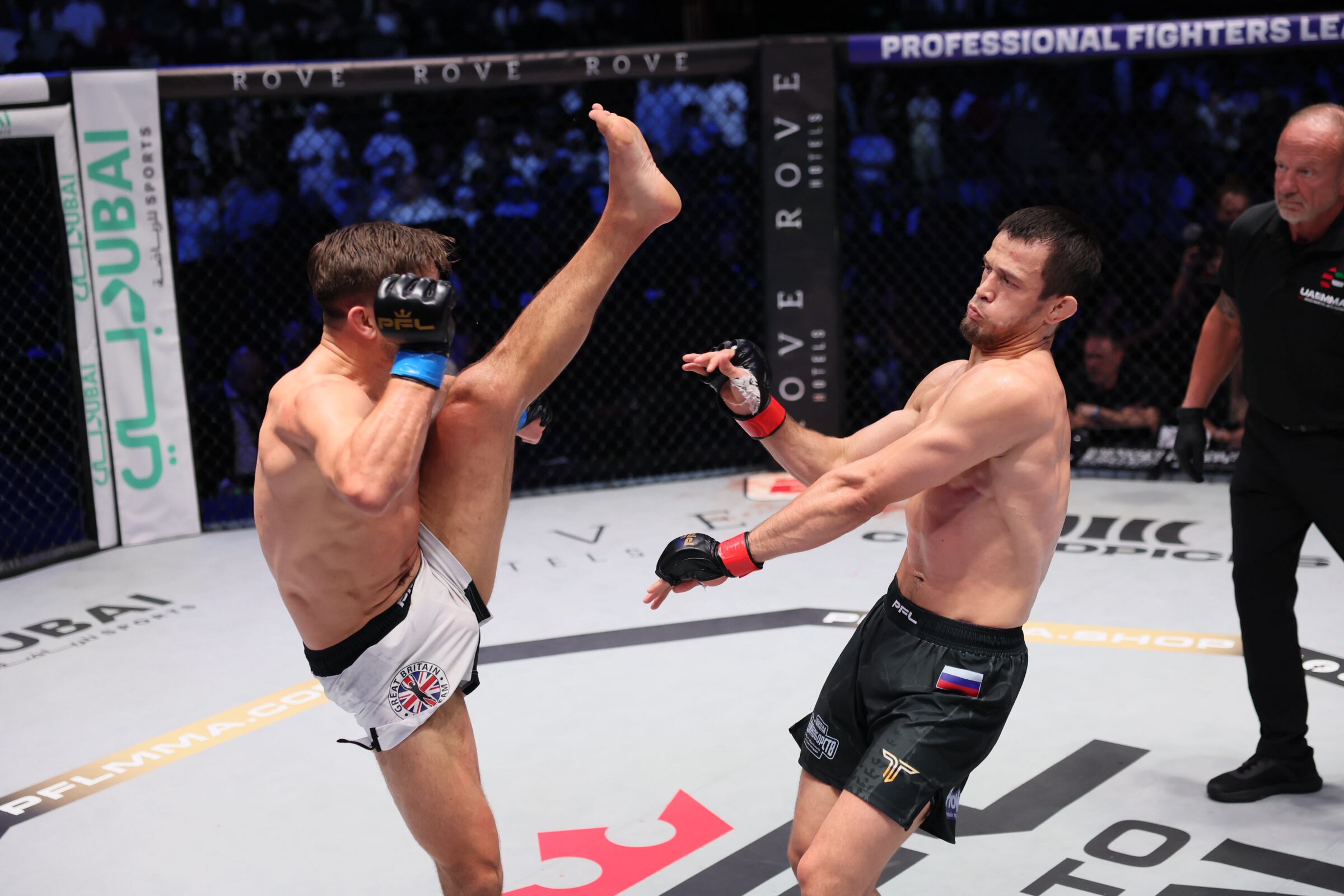Usman Nurmagomedov dominates Alfie Davis to retain PFL lightweight ...