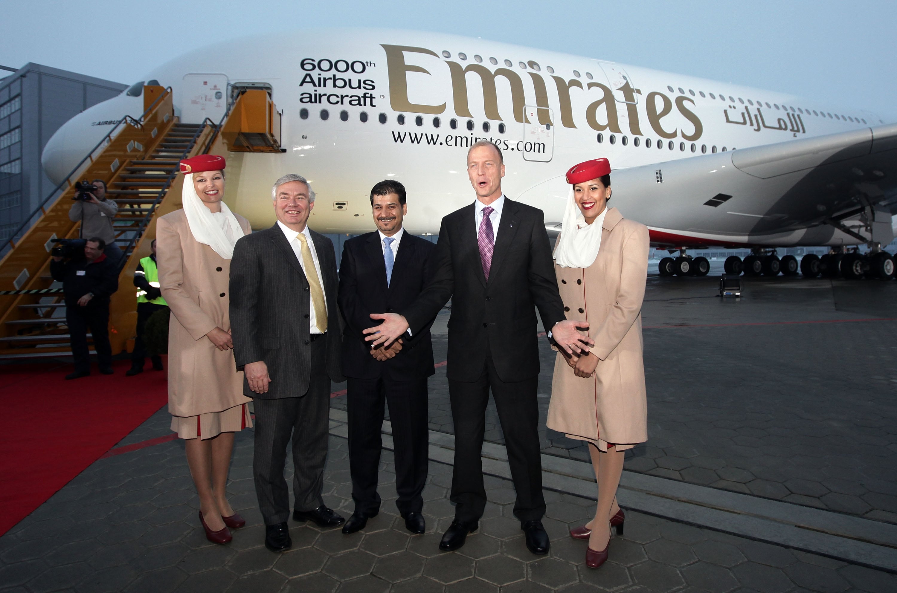 How Emirates took flight for the first time to begin 40 years of ...