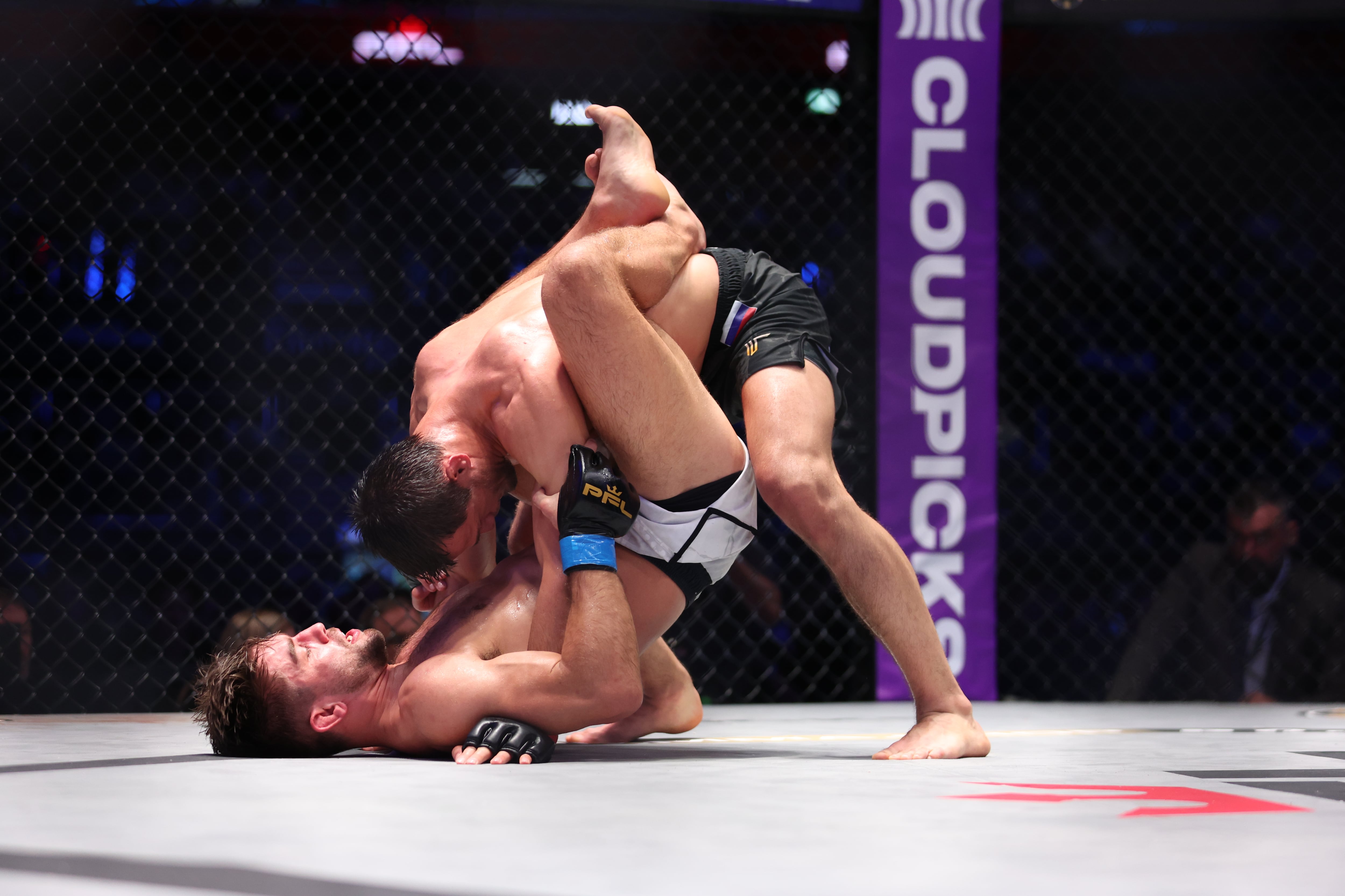 Usman Nurmagomedov dominates Alfie Davis to retain PFL lightweight ...
