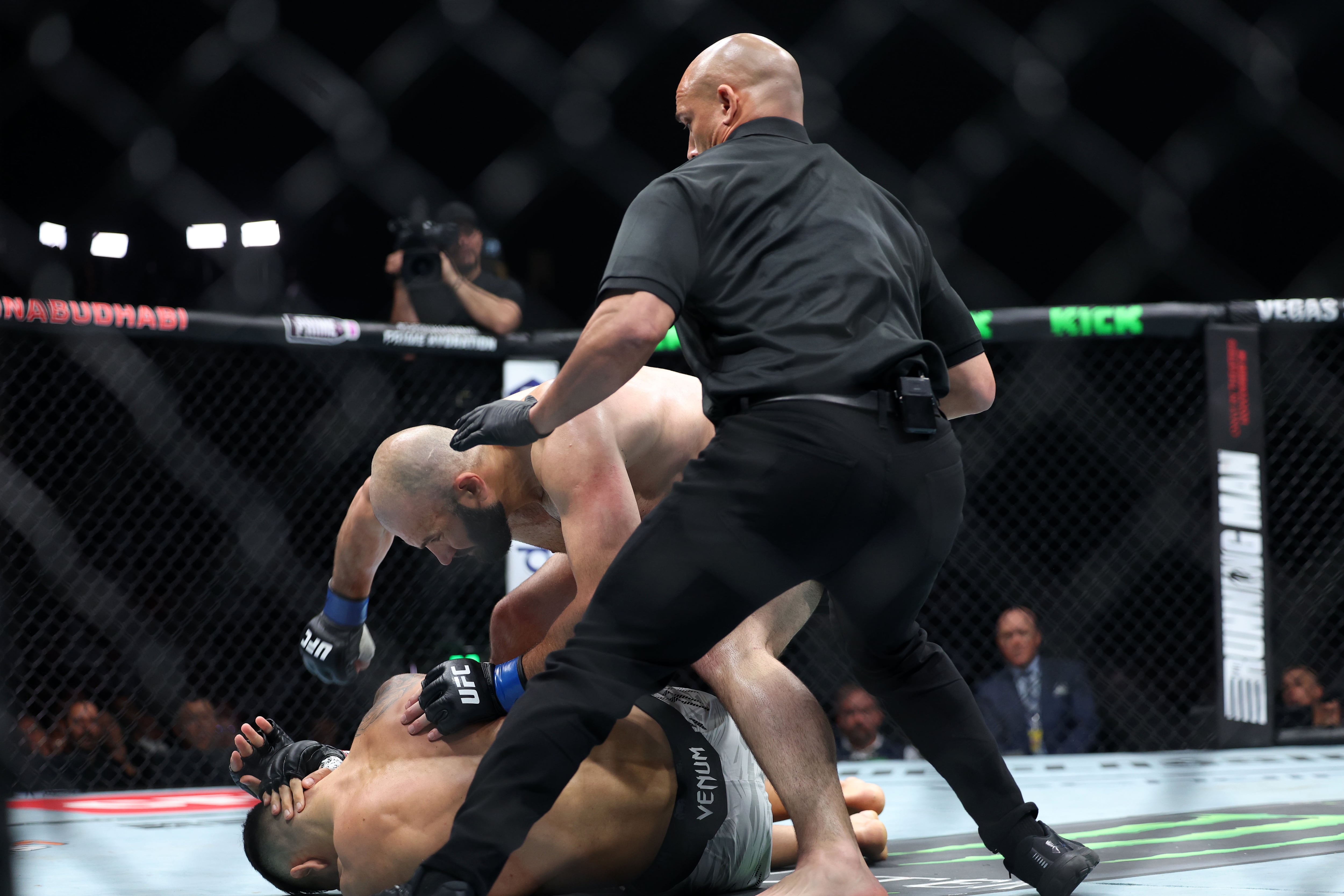 Tom Aspinall gives update after eye injury at UFC 321 | The National